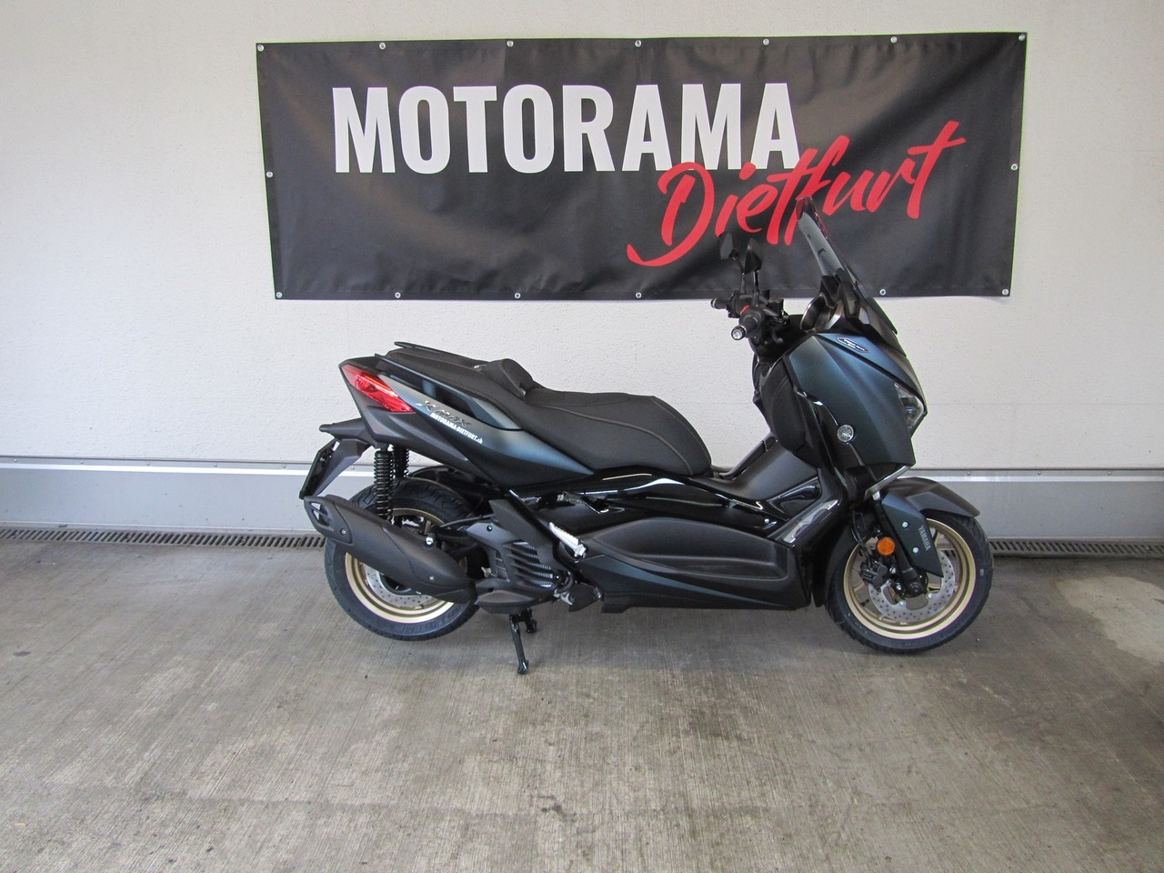 YAMAHA X-MAX - Occasionen kaufen | MotoScout24