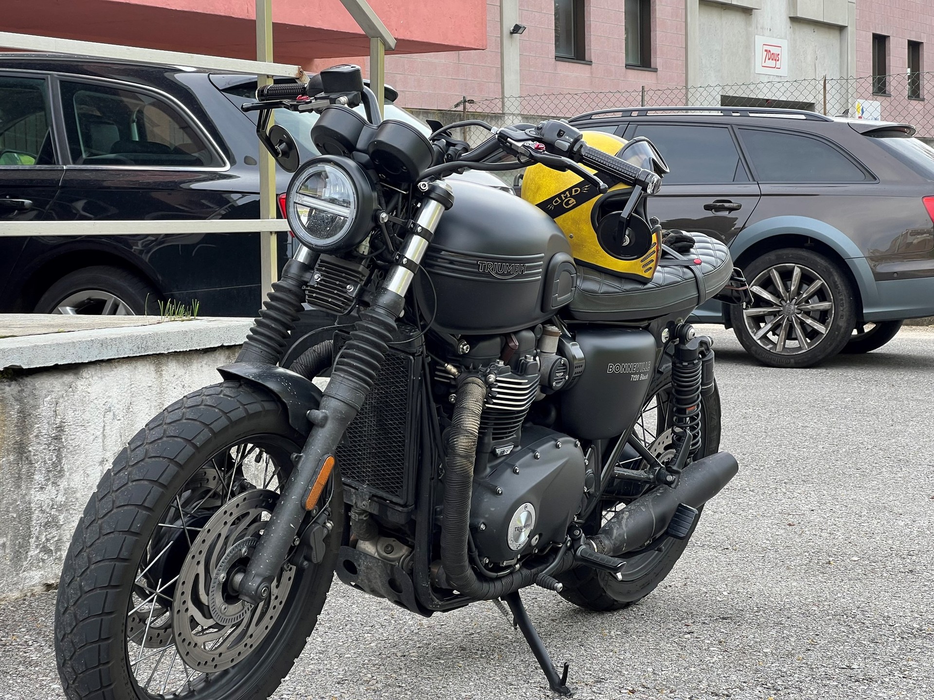 TRIUMPH Bonneville T120 ABS Kaufen